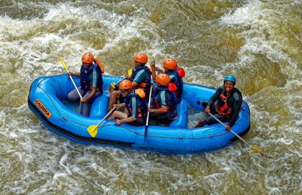 A Brief History of Rafts - Did You Know Boats